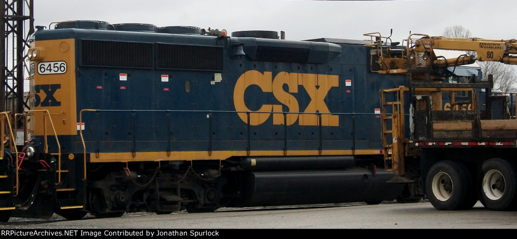 CSX 6456, engineer's side